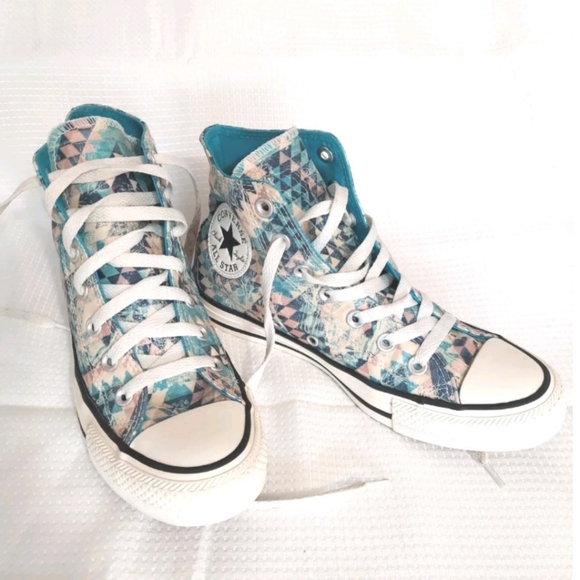 Converse | Shoes | Converse Geo Triangles Diamonds Hightop Shoes ...